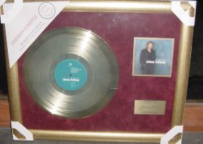 Les objets originaux de Johnny - L'exposition de Marc Dreyer